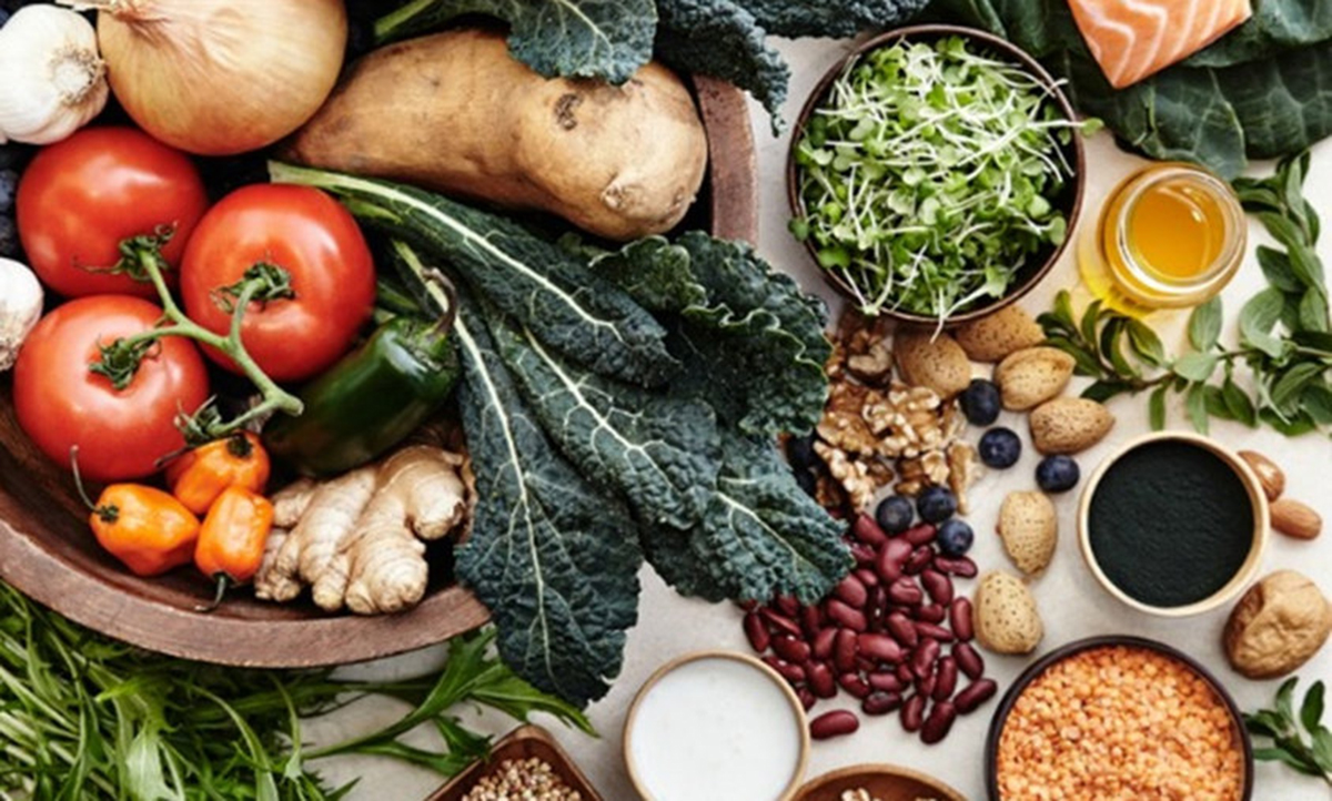 10 alimente antiinflamatorii pe care ar trebui sa le mancati in fiecare ...